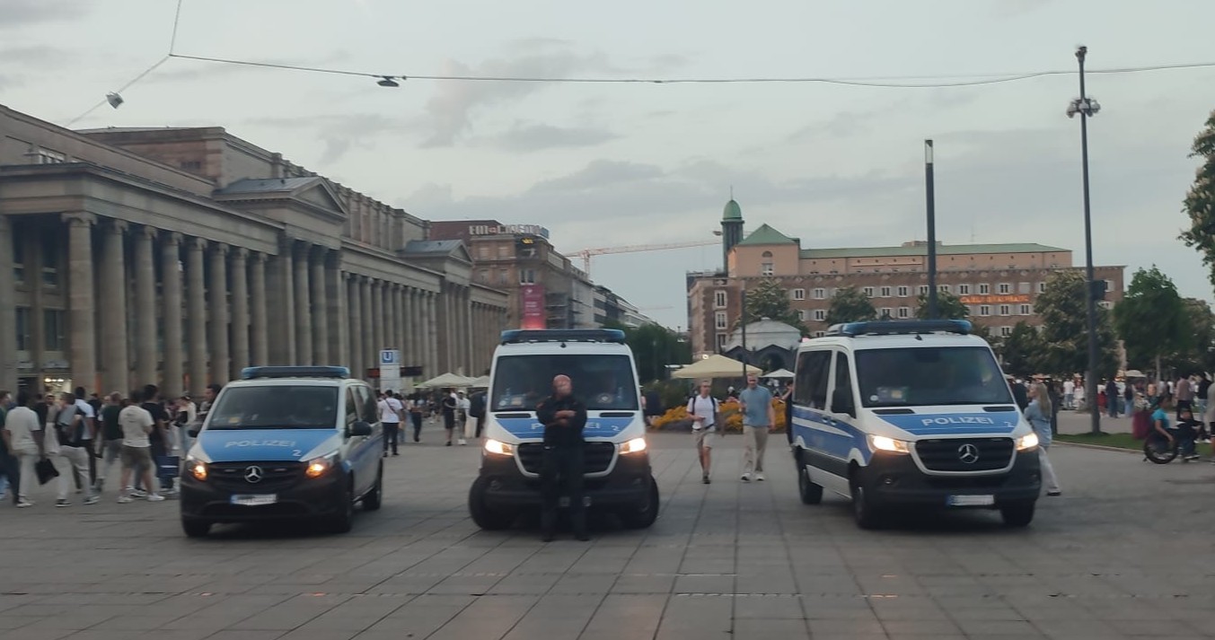 Polizei - perfekter Freund und Helfer oder doch auch fehlbar? | edit ...